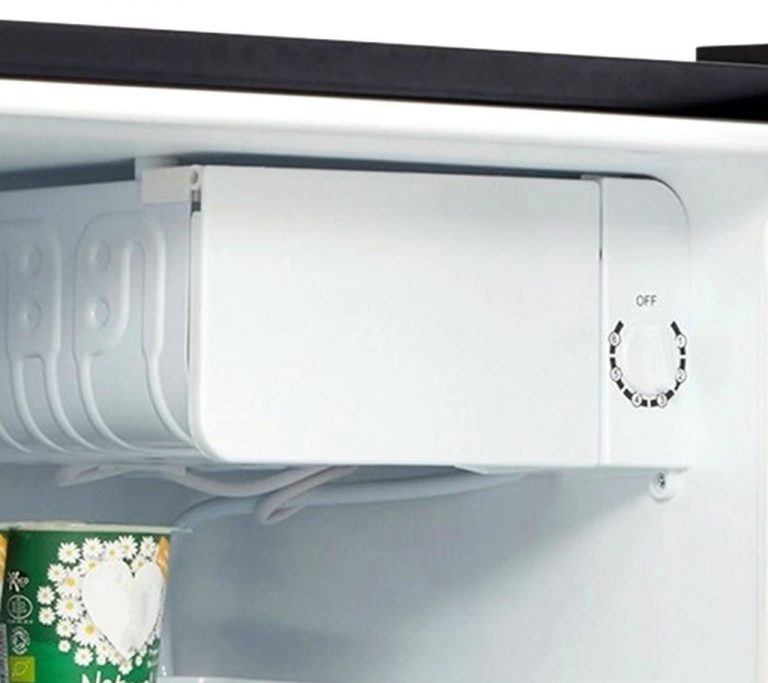 Kulkas Mini PRH 51R - 50 Liter - Polytron Indonesia